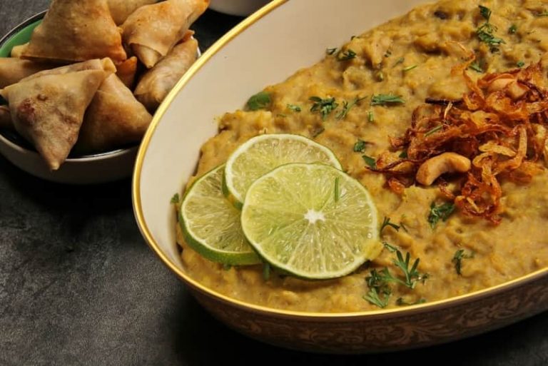 15 Street Food in Hyderabad Not to be Missed - Treebo Blog