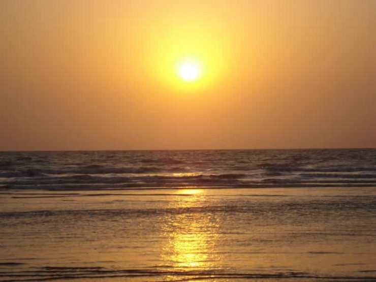 Top 15 Serene Beaches to Walk-around in Mumbai - Treebo Blog