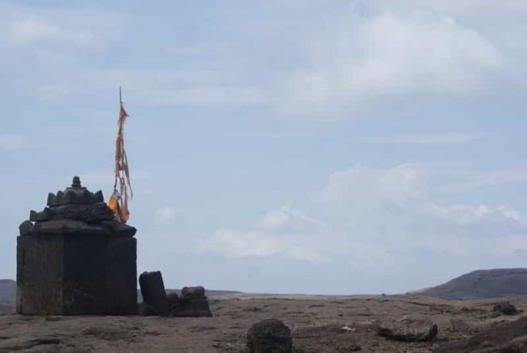 Explore The Thrilling Experience At These Forts Near Mumbai For ...