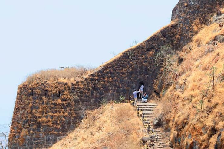 Explore The Thrilling Experience At These Forts Near Mumbai For ...