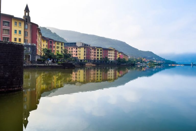 The 15 Best Hill Stations Near Mumbai You Can Explore - Treebo Blog