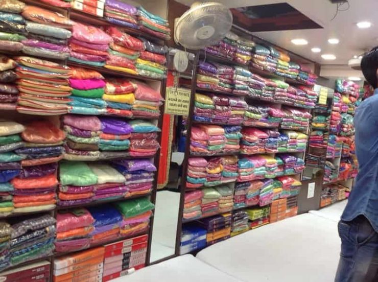 Indulge in These 18 Shopping Places in Indore - Treebo Blog