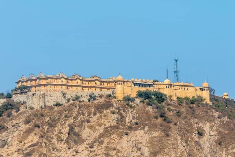 9 Haunted Places In & Around Jaipur That Will Give You Sleepless Nights ...