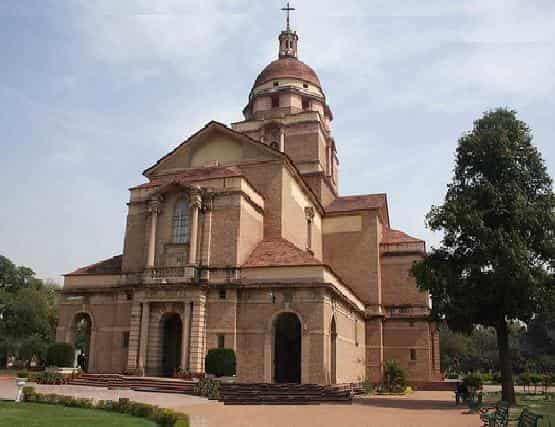 16 Famous Churches in Delhi You Must Visit - Treebo Blog