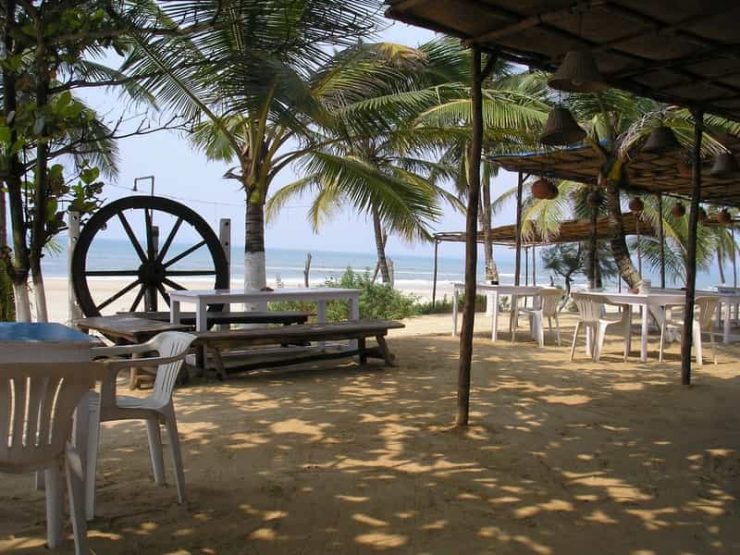 14 Famous Pubs In Goa For An Stellar Evening - Treebo Blog