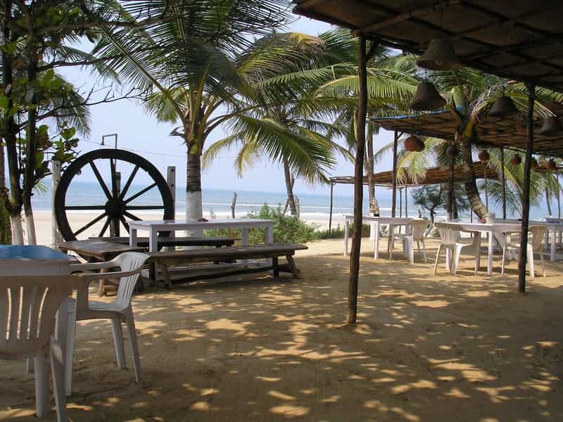 14 Famous Pubs In Goa For An Stellar Evening – Treebo Blog