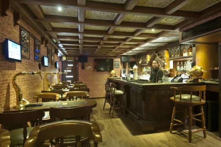 14 Famous Pubs In Goa For An Stellar Evening - Treebo Blog