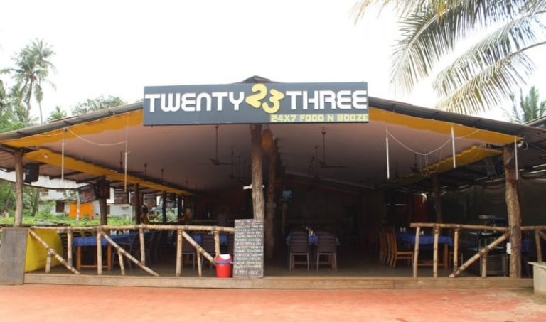 14 Famous Pubs In Goa For An Stellar Evening - Treebo Blog