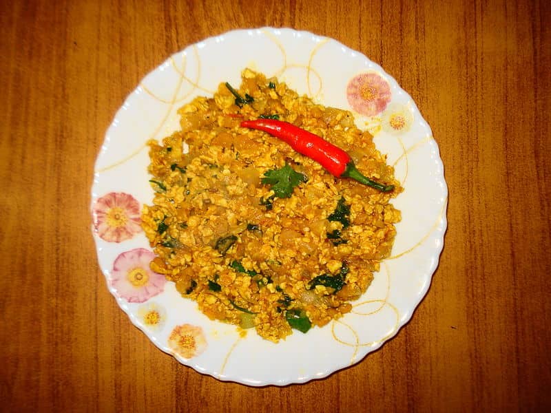17 Must-try Street Foods in Surat (& Where To Eat Them) - Treebo Blog