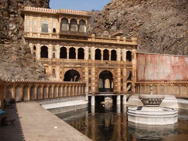 12 Must Visit Places Near Jaipur Within 50 Kilometres - Treebo Blog