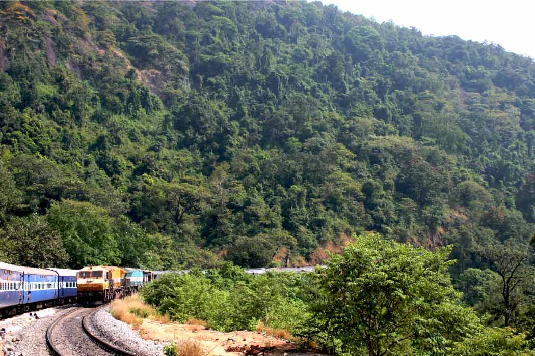 Most Beautiful Train Routes in India that will compel you for a train ...