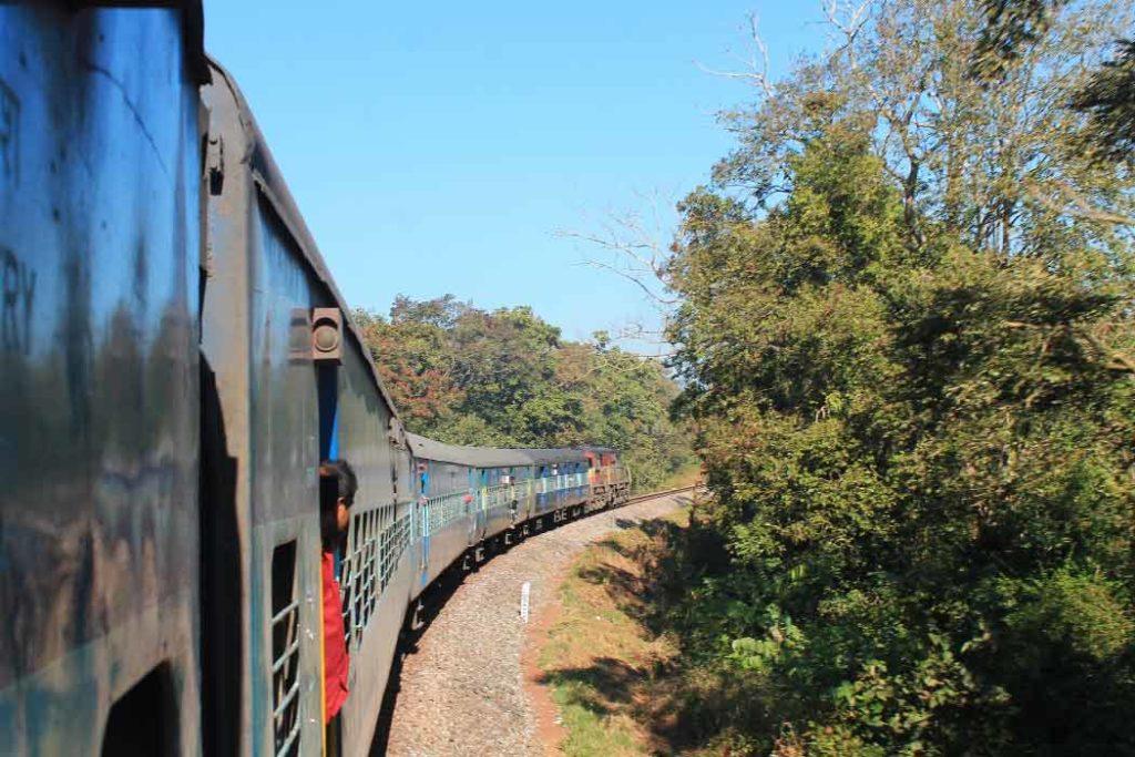 Most Beautiful Train Routes in India that will compel you for a train ...