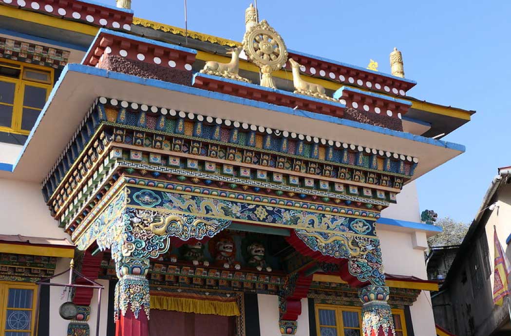 8 Gangtok Tourist Places In And Around The City To Explore Mountains ...