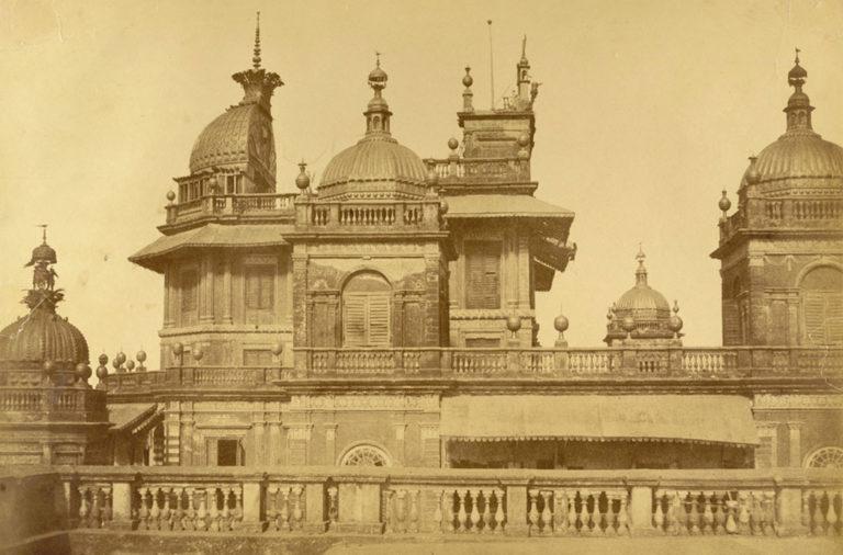 These 12 Historical Places In Lucknow Will Make The Mughal Era Come ...