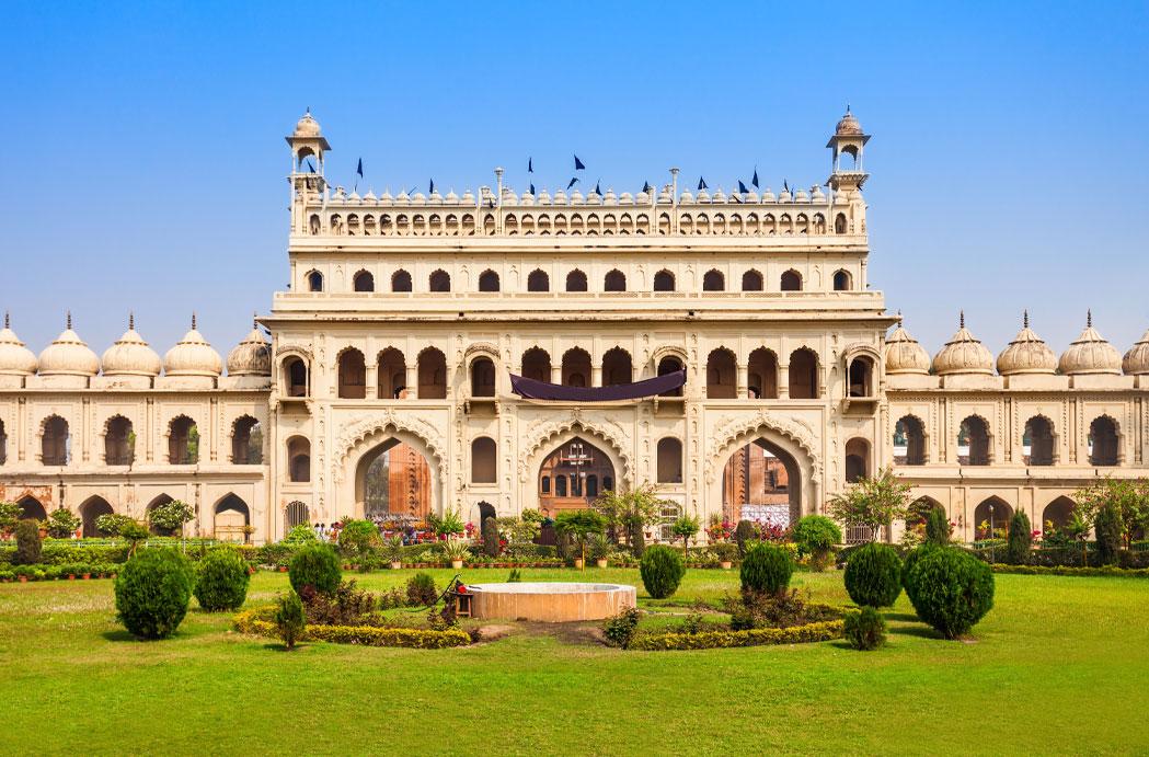 These 12 Historical Places In Lucknow Will Make The Mughal Era Come ...