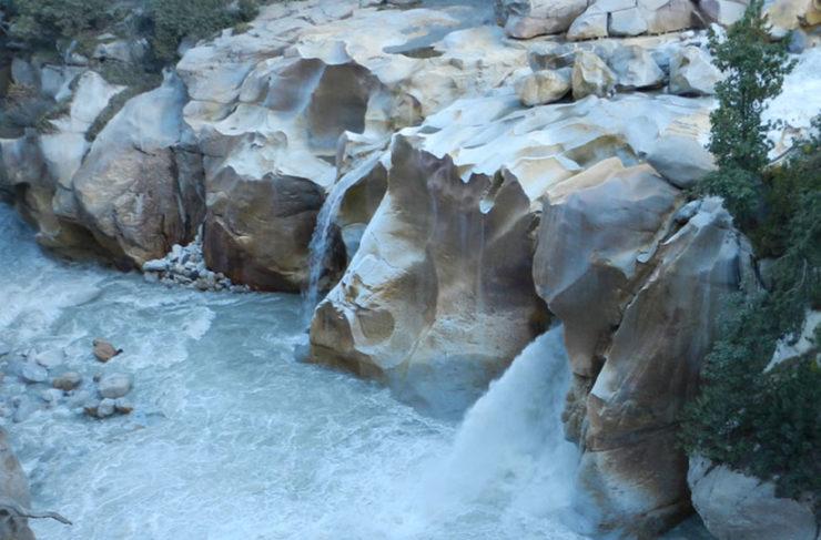 Natural Thermal Marvels: 15 Must-Visit Therapeutic Hot Springs in India ...