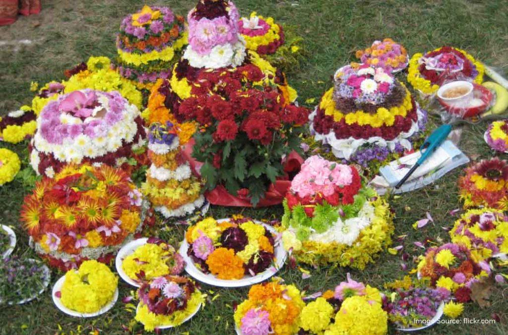 Bathukamma Festival: Telangana’s Unique Floral Celebration to Thank ...