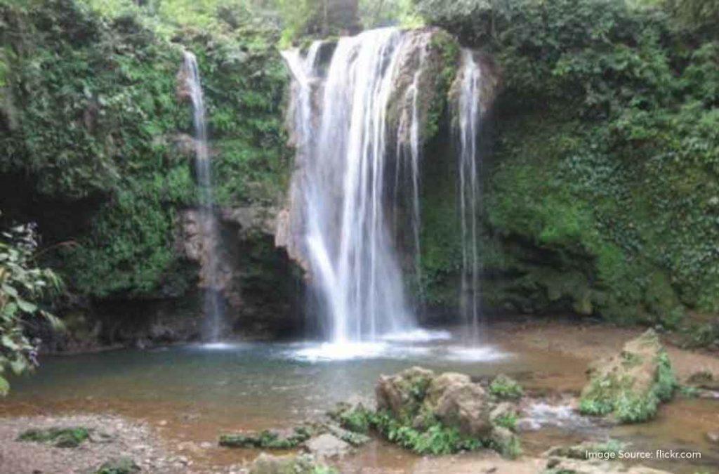 Waterfalls in Nainital: Explore The 7 Captivating Cascades in the Lake ...