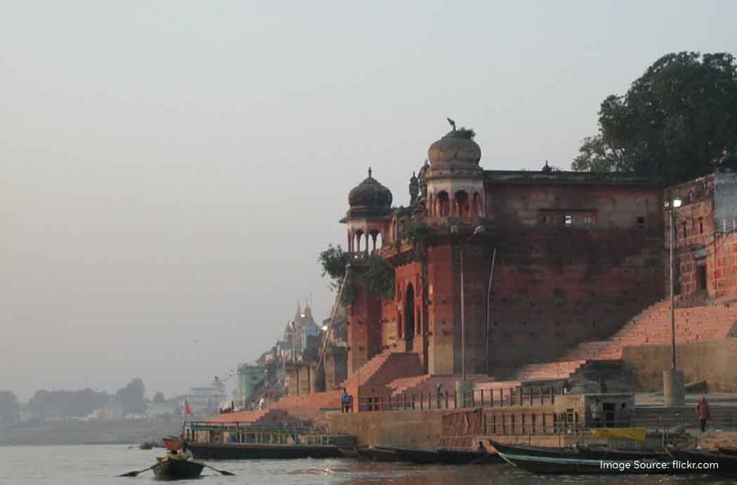 Ghats of Varanasi: A Visual Symphony of Religious Hymns and Rhythmic ...