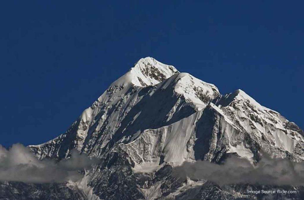 Mapping through the 11 Spellbinding Places to Visit in Auli - Treebo Blog