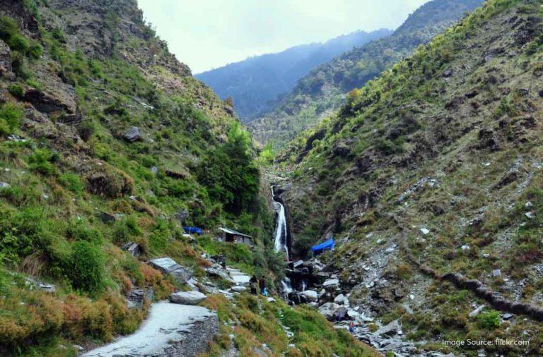 Valleys in India: Witness the Tapestry of Culture Wrapped in Natural ...