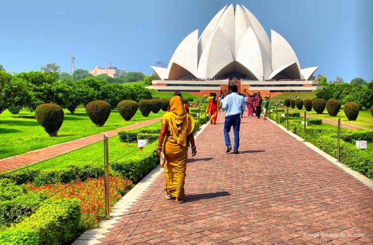 Lotus Temple, Delhi: History, Architecture, Location and Facts - Treebo ...