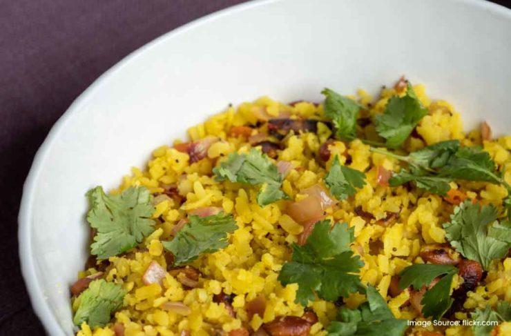 Famous Food of Maharashtra: Popular Vada Pav to Lesser-Explored Sol ...