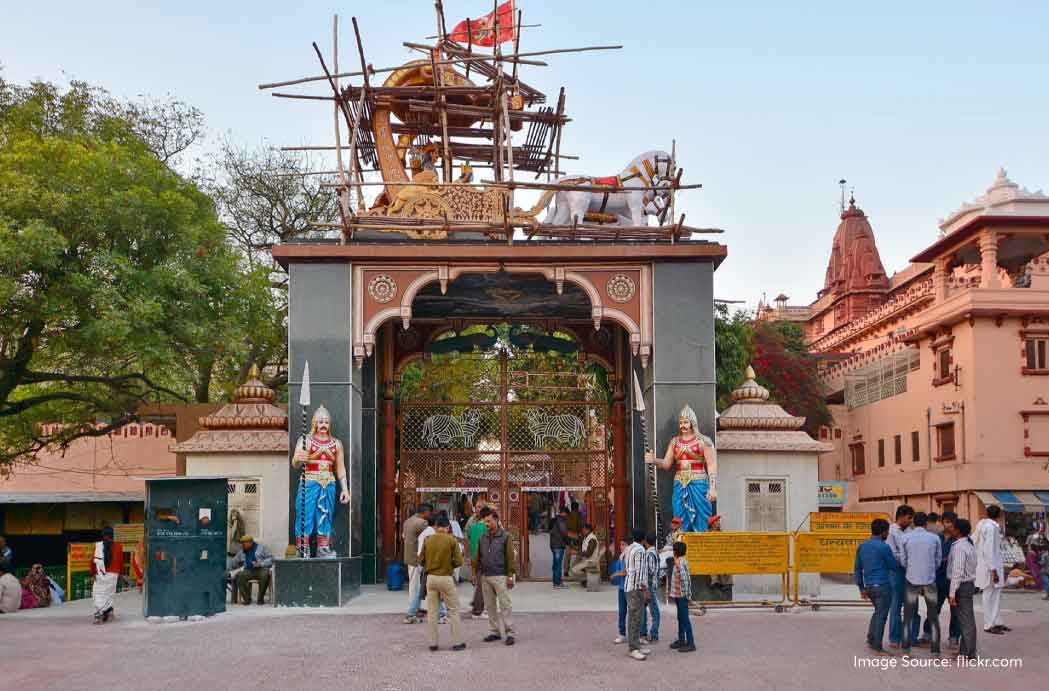 Your Soulful Guide to Banke Bihari Temple, Vrindavan